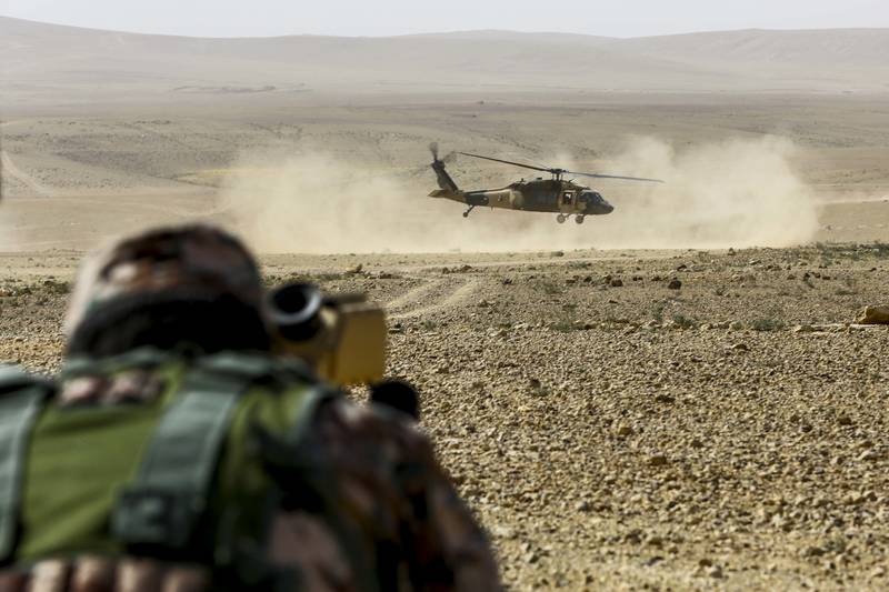 Thousands of US troops and Marines arrive in Jordan