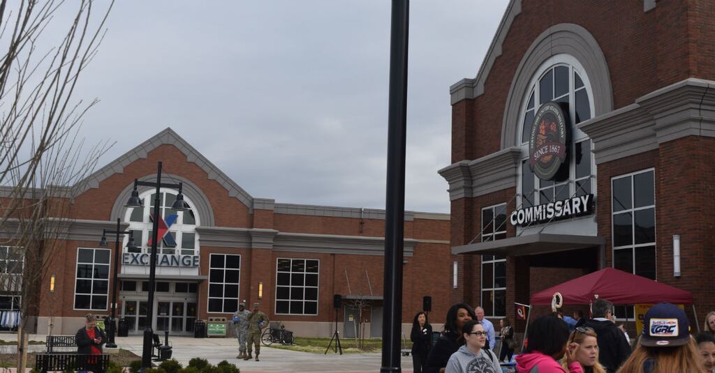 Black Force Recon Marine, battlefield commission, Vietnam War hero ...