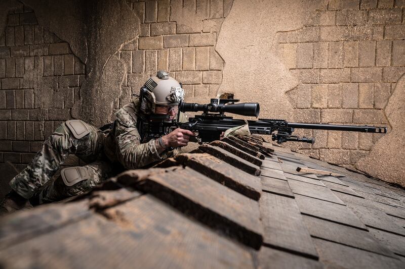 This is the scope chosen for the newest Marine Corps sniper rifle