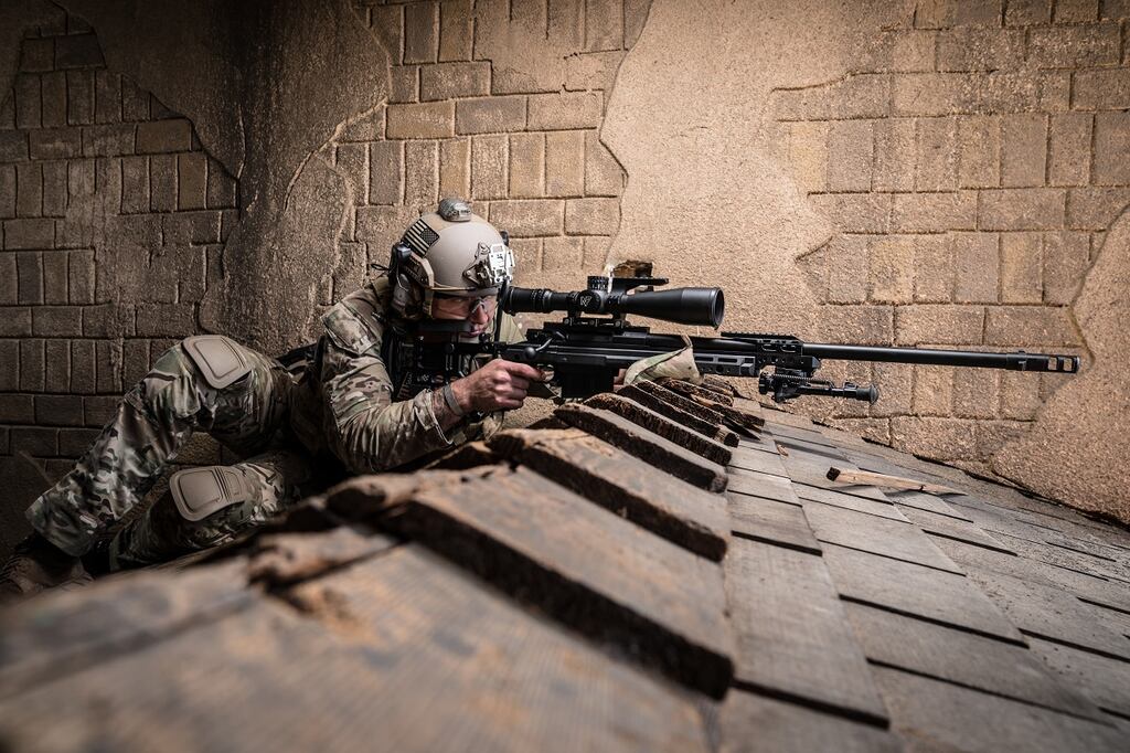 This is the scope chosen for the newest Marine Corps sniper rifle