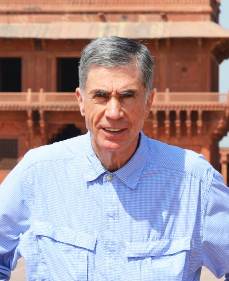 Former Virginia governor, senator Chuck Robb pens book about being a Marine