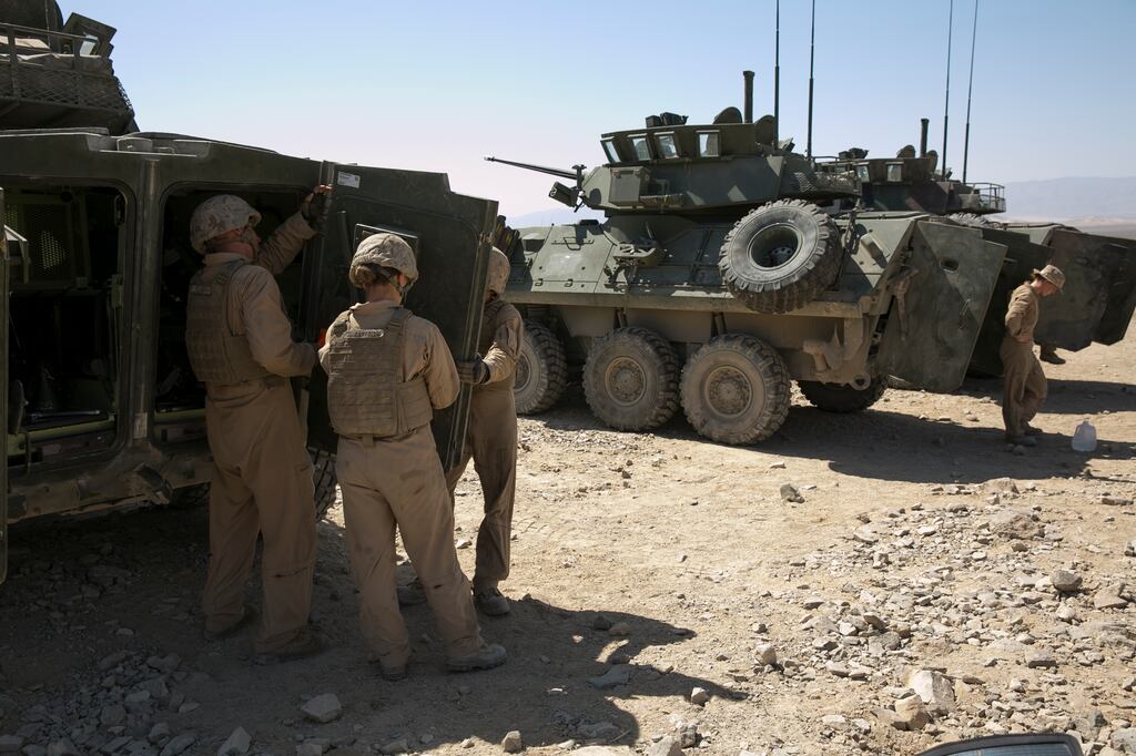 Mixed-gender teams come up short in Marines' infantry experiment