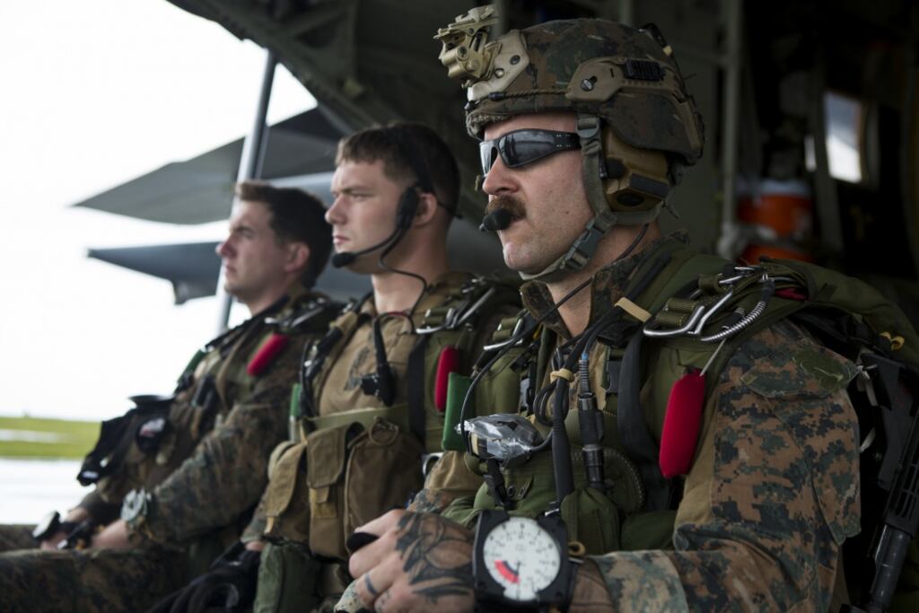 Aircraft shortage forces Recon Marines to jump from civilian planes