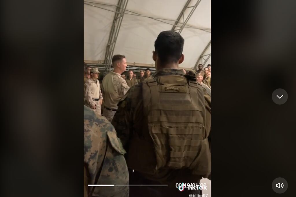 Gunny exhibits ‘small-unit leadership’ for Marines returning from ...
