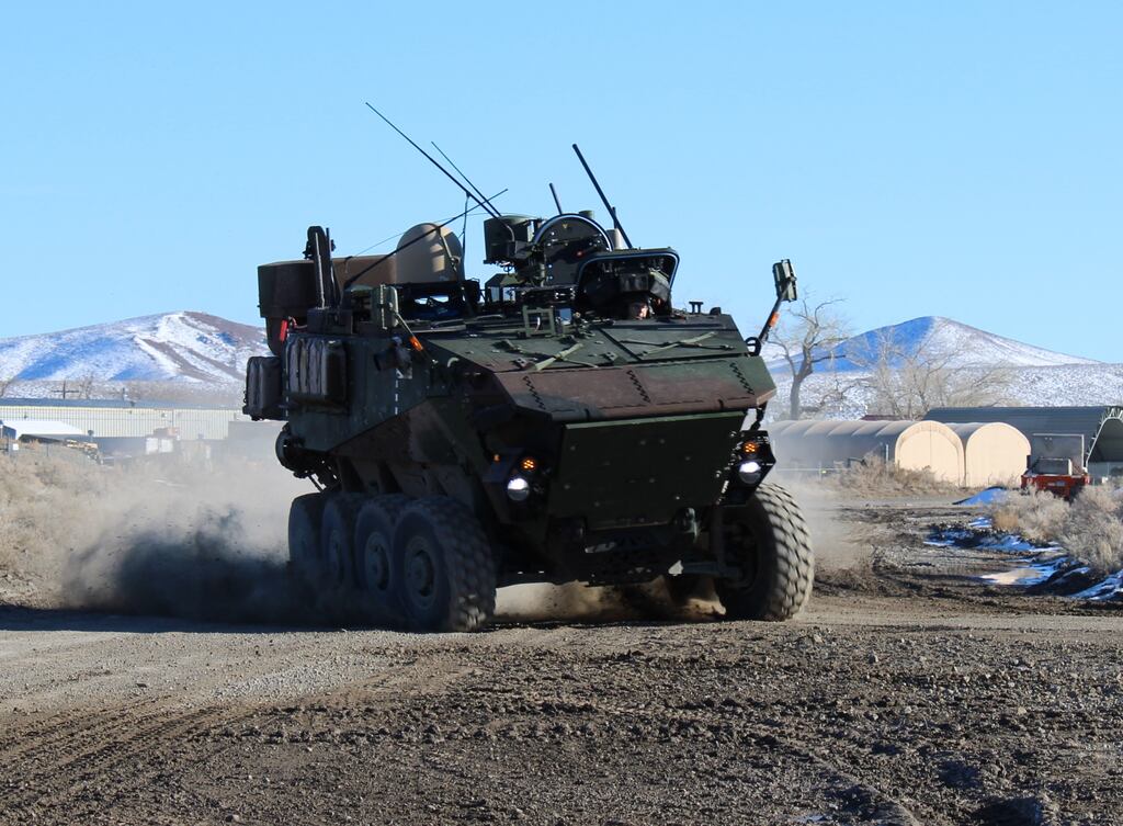 Marines select companies to build cannon version of new recon vehicle