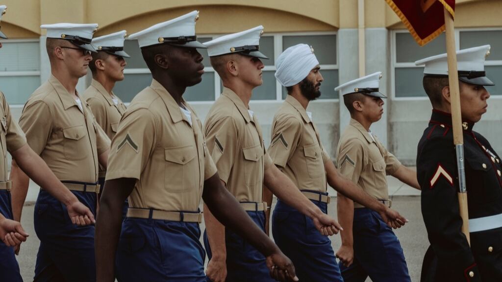 In 1st, Sikh man graduates from Marine boot camp with turban, beard