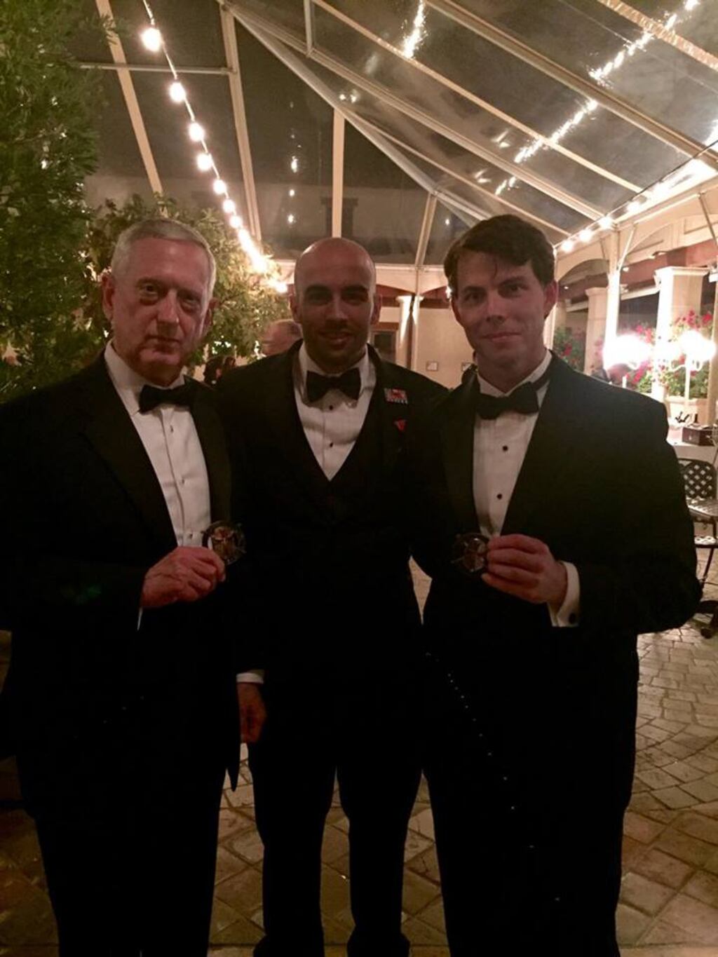 Gen. Jim Mattis reads citation for ousted Marine's valor award